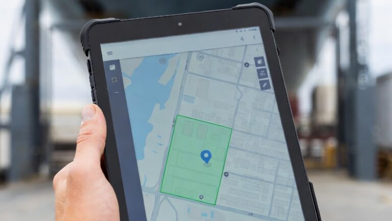 Geo-Tagged Monitoring for Ports and Warehouses - Heresafe